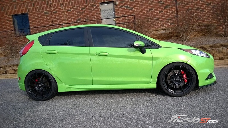 Green Envy Fiesta ST on 18x7.5 Sparco - Fiesta ST Gallery, Pictures ...